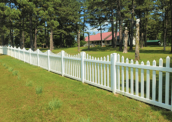 Legacy Fence Co. | fencing company near me | Vinyl Fencing